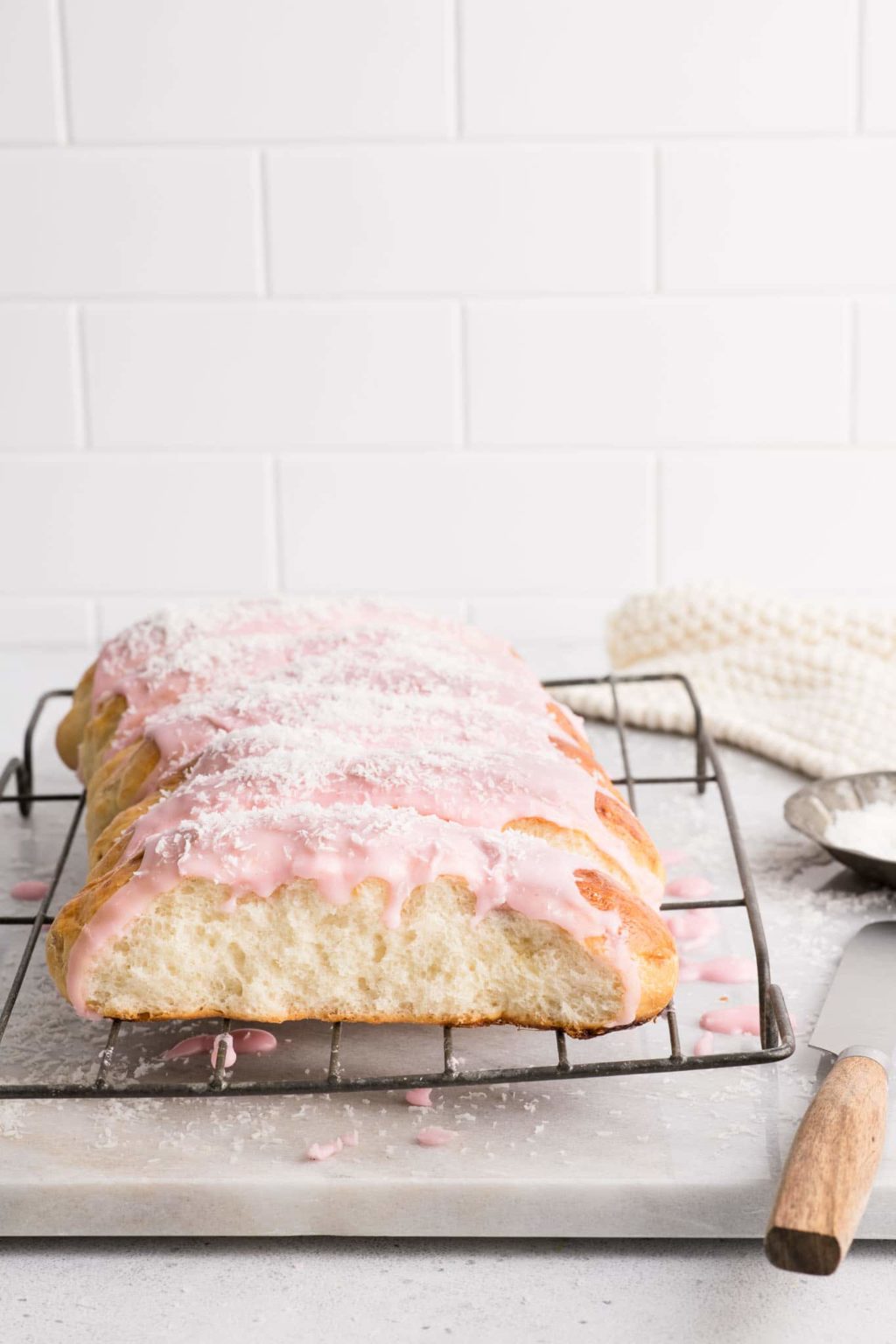 Iced Finger Buns with step-by-step photos | Eat, Little Bird
