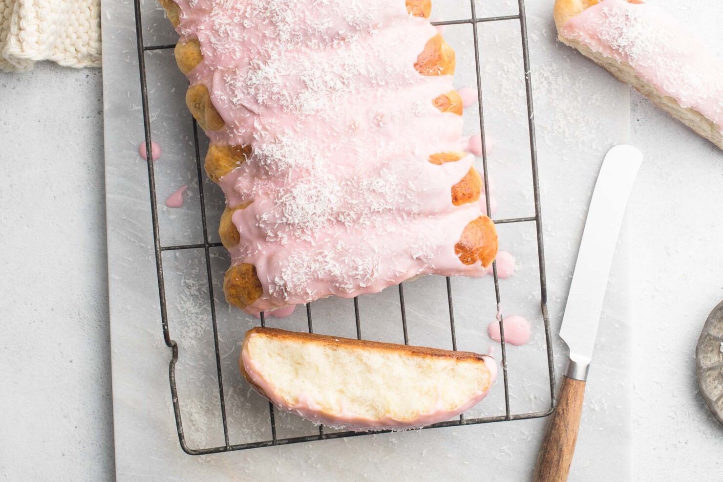 Iced Finger Buns with step-by-step photos | Eat, Little Bird