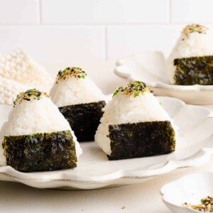 Easy Onigiri with step-by-step photos | Eat, Little Bird