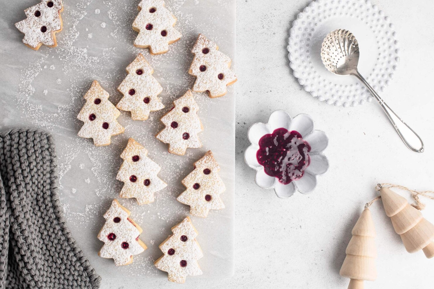 Christmas Tree Linzer Cookies with step-by-step photos