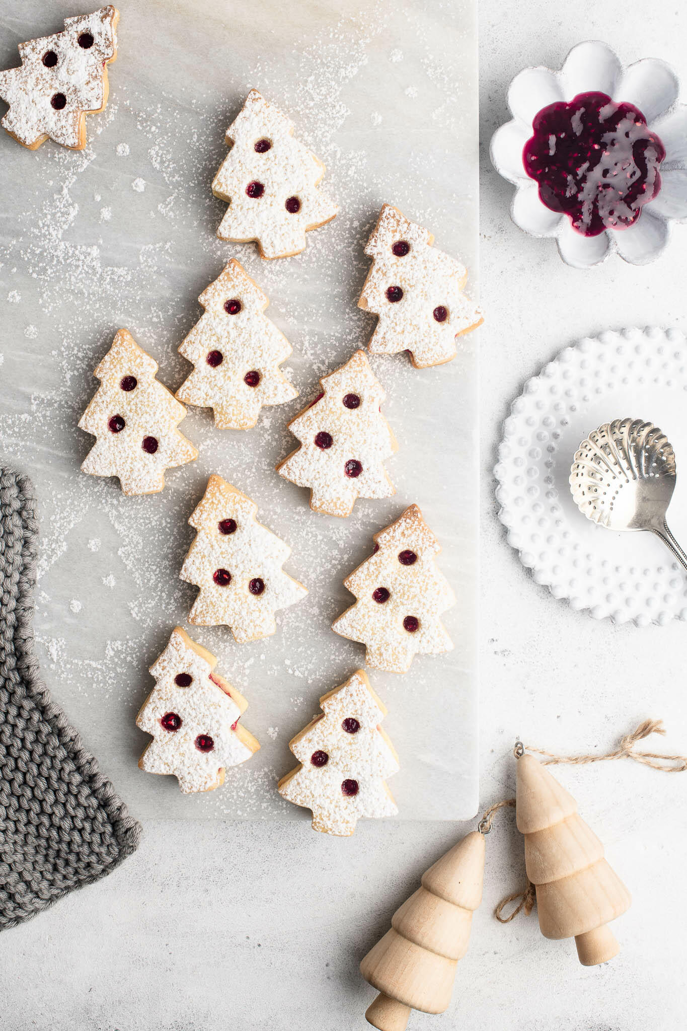 Christmas Tree Linzer Cookies with step-by-step photos